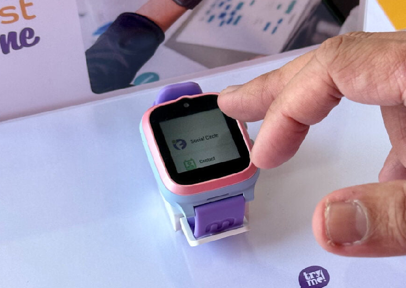 MyFirst Fone S3 adds a safe social circle to its child safety features , Digital News - AsiaOne